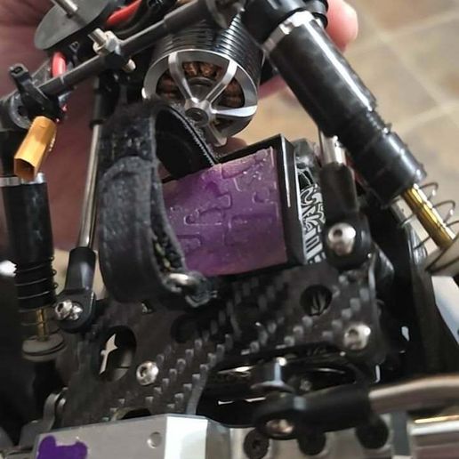 🔋 Dlux SSDlux sporty front axle battery mount・ 3MF File for 3D printing ...