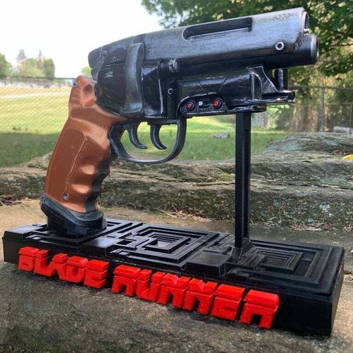 🔫 Blade Runner Blaster Stand Risers and addons・Free STL File for ・Cults