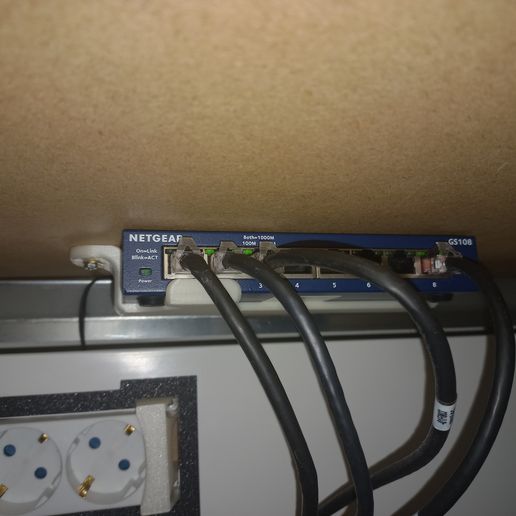 🖥️ Netgear GS bracket for under-table mounting・3D Print with the ...