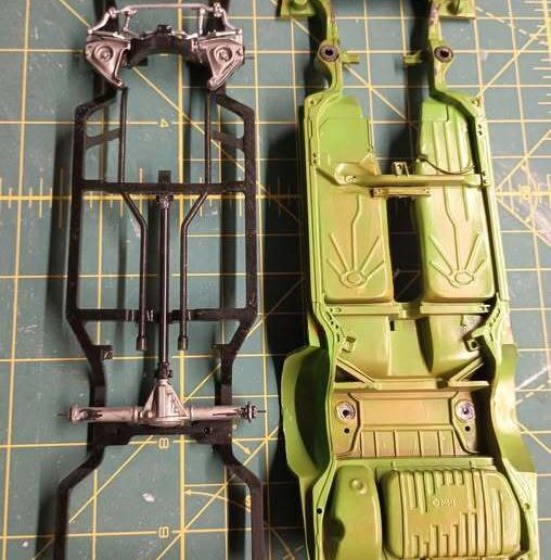 🎨 1/24 Monogram Grand National chassis・ 3D File for 3D printing・Cults