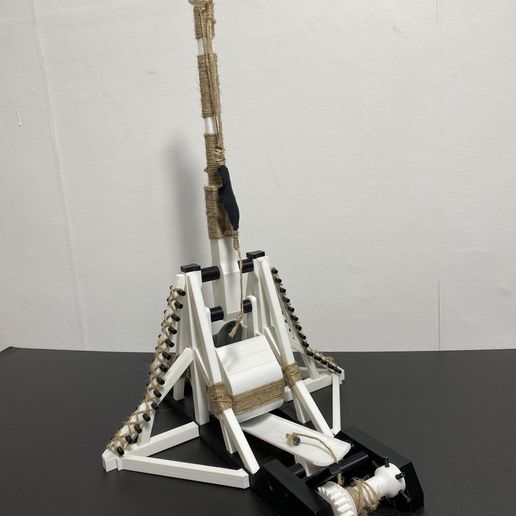 STL file A Medieval Trebuchet 🔫 ・3D printable model to download・Cults
