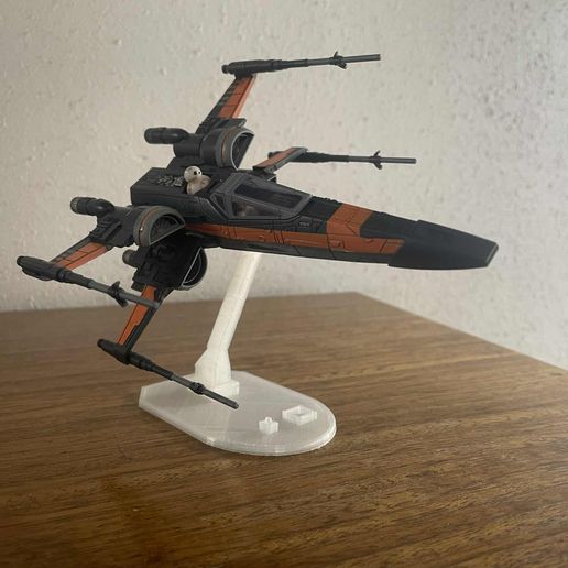 ⭐ Star Wars Poe Dameron X-wing Ship Stand・Archivo 3D para Impresión 3D ...