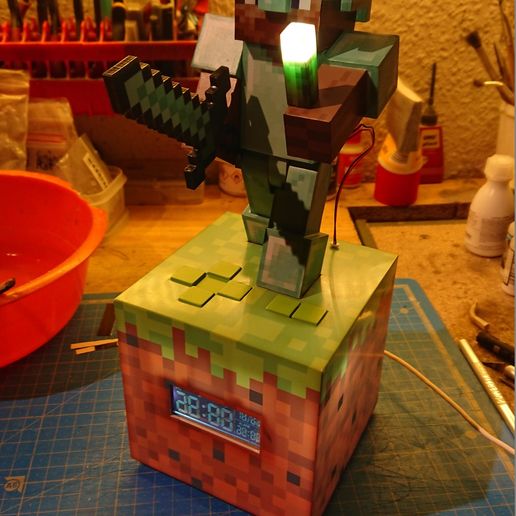🗡️ 3D printed Minecraft Steve Figure with Armor, Sword and Torch・ STL ...