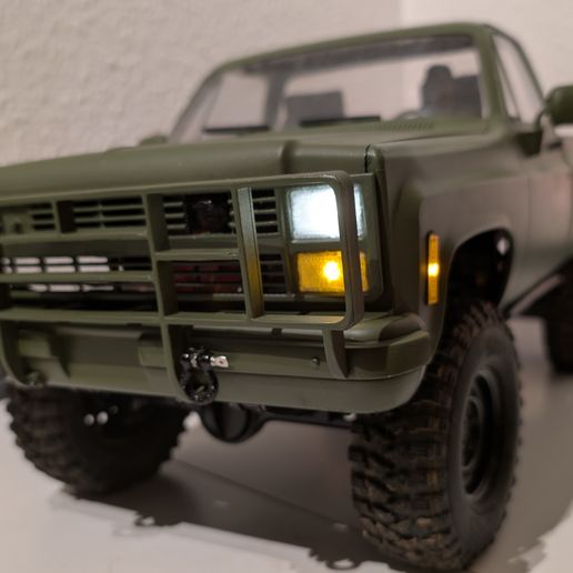 🪖 RC4WD K5 Blazer K10 K30 Military grill・ STL File for 3D printing・Cults