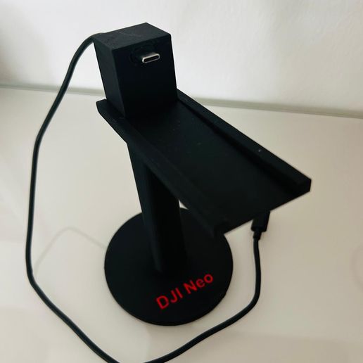 3MF file DJI Neo Stand with charging cable 🔌 ・3D printing model to ...