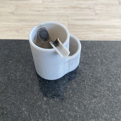 houseplant ashtray used