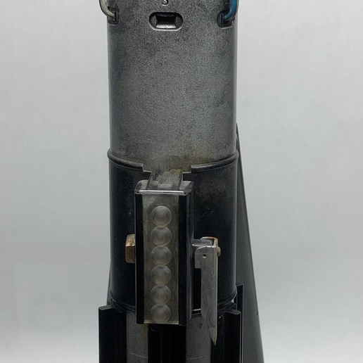 🖨️ Darth Vader esb Lightsaber Hilt・ 3D File for 3D printing・Cults