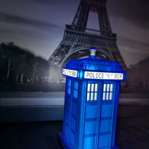 3D file Glowing Tardis Doctor Who Inspired 🩺 ・Design to download and 3D ...