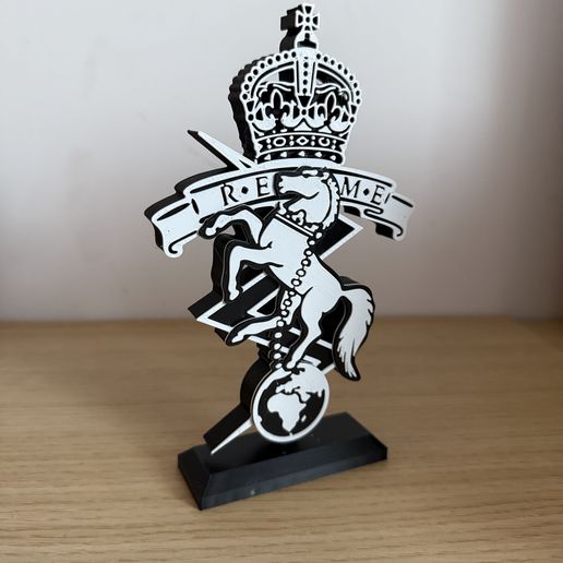 🎨 Royal Electrical and Mechanical REME Capbadge Stand・ STL File for 3D ...