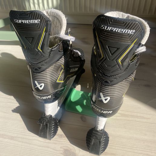 🧊 Bauer Ice skate stand・Free 3MF File for 3D printing・Cults