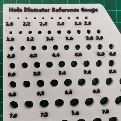 🕳️ Hole diameter reference gauge・Free STL File for 3D printing・Cults