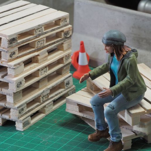 🚁 Aneta [A] 1/14th Scale Driver Figure for RC Trucks・ STL File for ・Cults