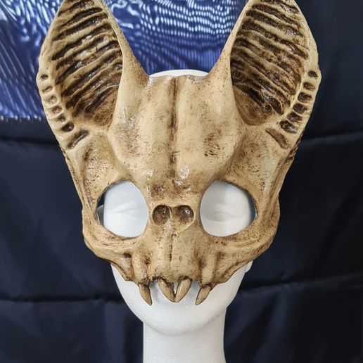 vampire bat teeth skull