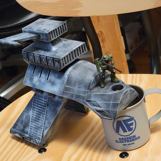 🤖 Zeon Musai Attack Cruiser 1/400 Scale High Def・ STL File for ・Cults