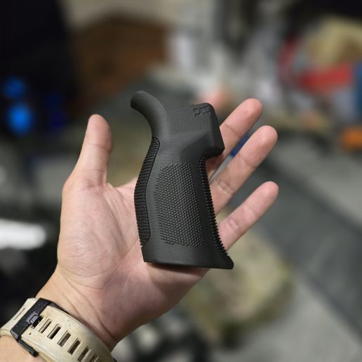 3D printable Driven Arms VCG-L (Beavertail Vertical Crossover Grip ...