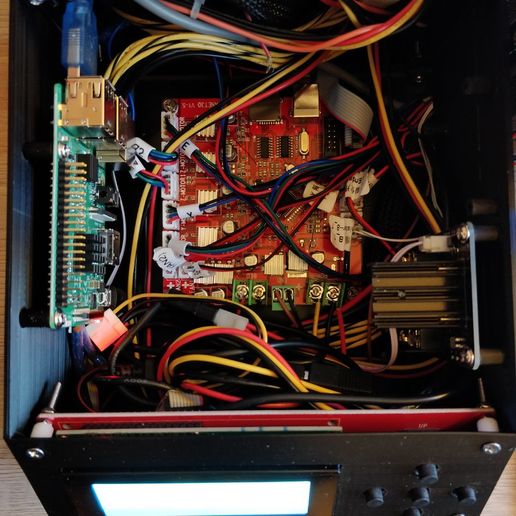 Archivo 3D gratuito Caja electrónica Anet A8 AiO (fuente de alimentación ATX, placa base ...