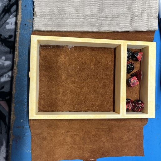 🎲 D&D dice box・Free 3D File for ・Cults