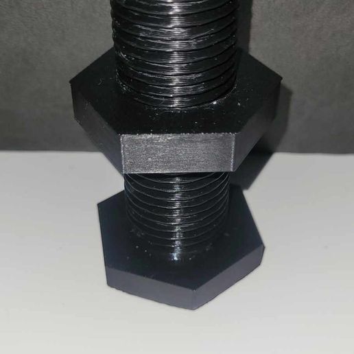 STL file Nut & Bolt Fidget 🔩 (3MF)・Design to download and 3D print・Cults