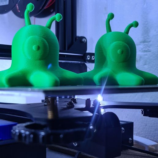 🧠 Brain slug, brain slug futurama・Free STL File for ・Cults