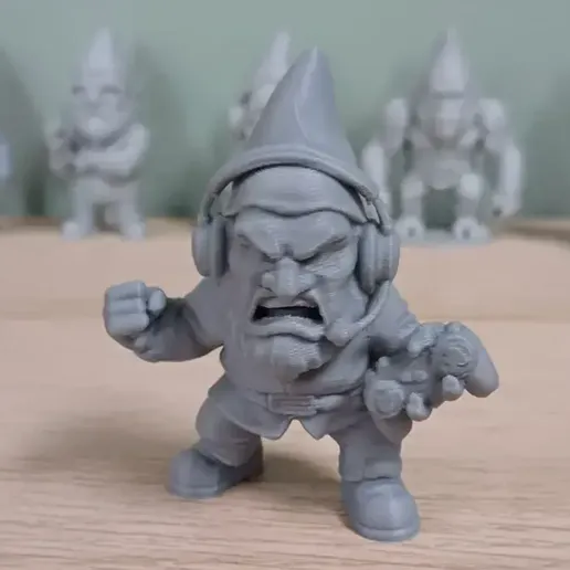 😡 Angry Pro Gamer Gnome・ STL File for 3D printing・Cults