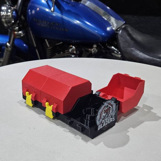 🧸 BEYBLADE X 3 Slot Modern Case・ STL File for 3D printing・Cults