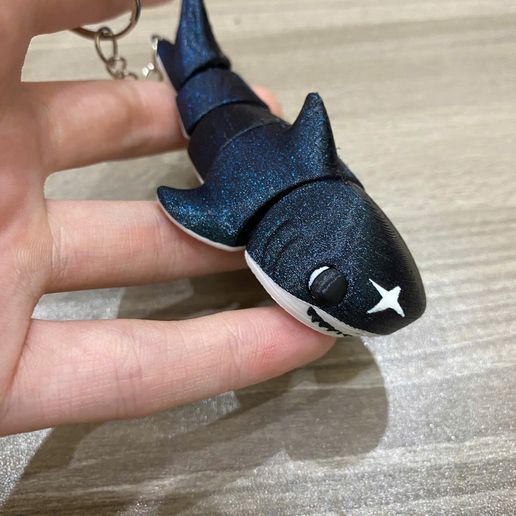 Articulated Scar Shark Keychain – Print in Place – No Support – 3 color ...