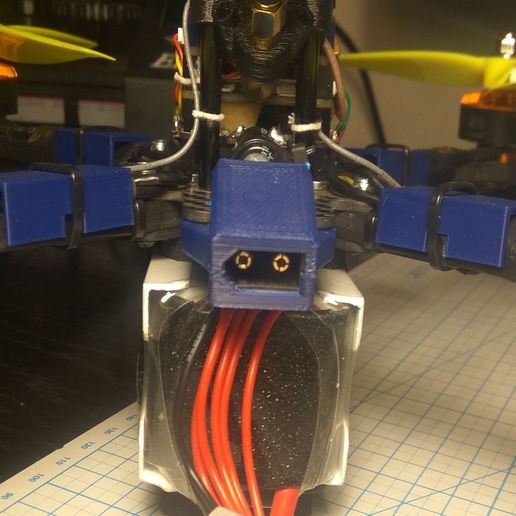 🚁 XT-60 mount for Tyro 129・Free 3D File for ・Cults