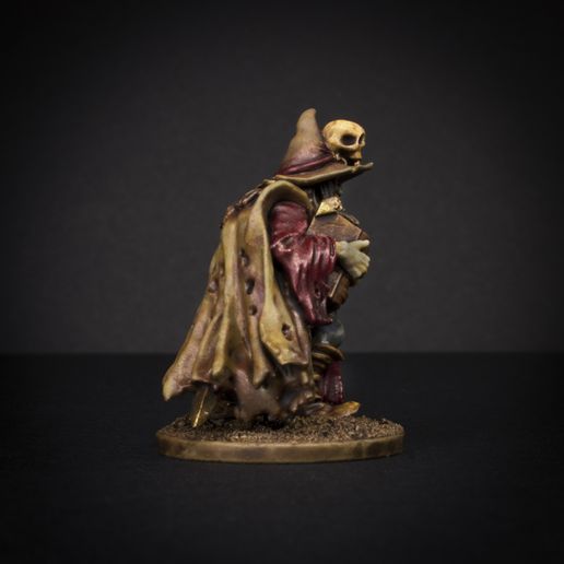 🎲 Heinrich The Necromancer・ STL File for 3D printing・Cults