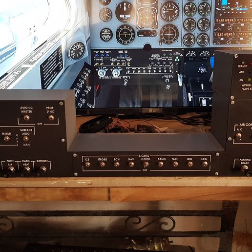 ️ Baron B58 Switch Panel・ STL File for ・Cults