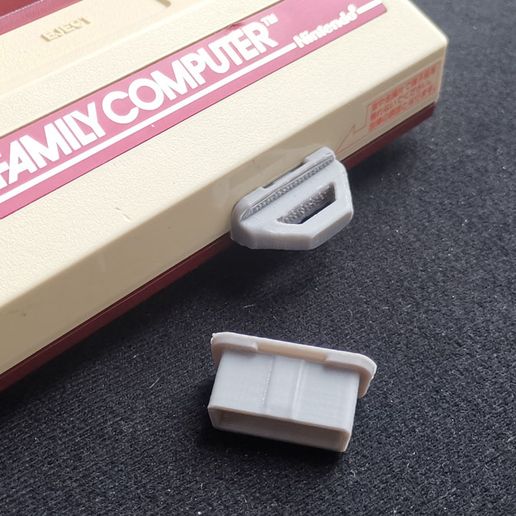 🧢 Capuchon de port d'extension Famicom (2 modèles dans l'emballage ...