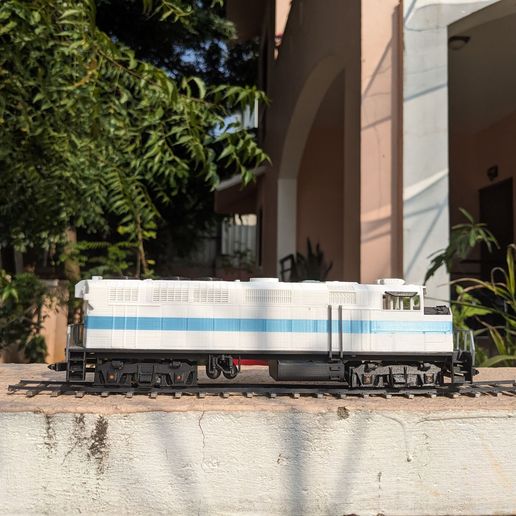 🚂 F59PH LOCOMOTIVE - Dragon Railway・ 3D File for 3D printing・Cults