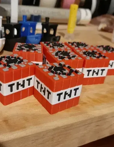 🔑 Key ring tnt minecraft・ 3MF File for 3D printing・Cults