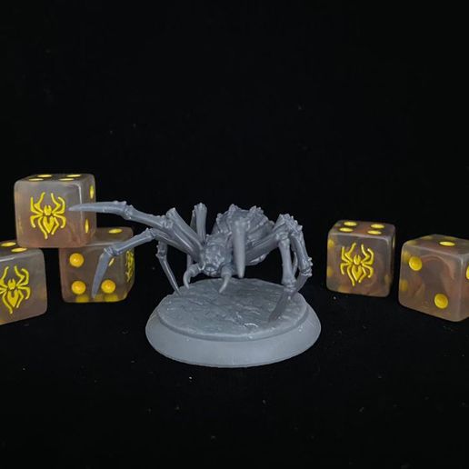 STL file Giant Spider 🕷️ ・Template to download and 3D print・Cults