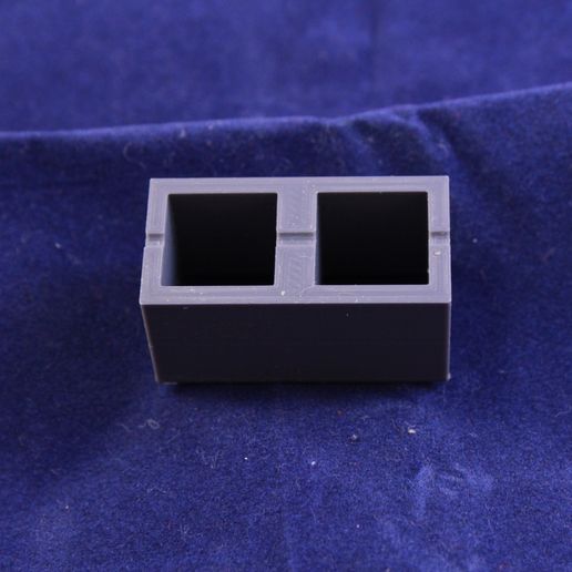 STL file Cinder block 🚧 ・Model to download and 3D print・Cults