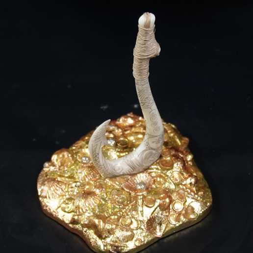 🪝 Maui Hook from Moana with Tamatoa treasure stand・ STL File for 3D ...