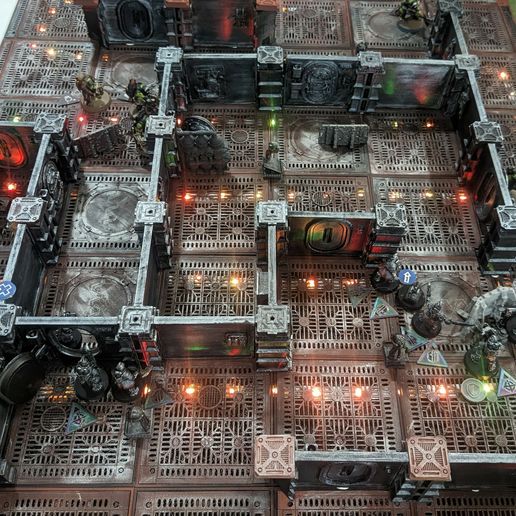 🛰 Space hulk LED floor tiles・Free STL File for 3D printing・Cults