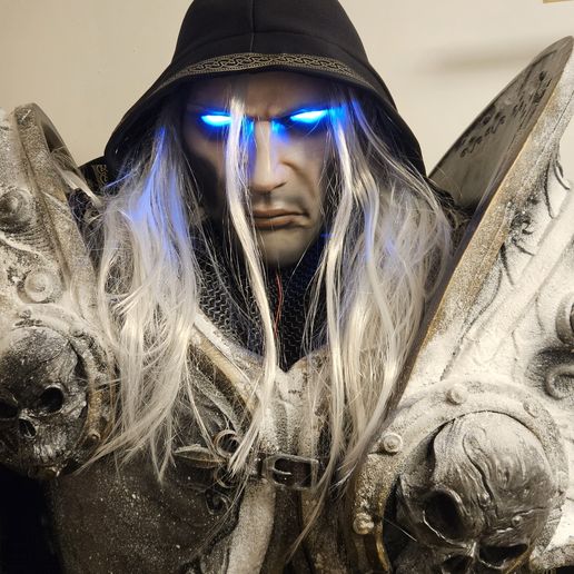 arthas cosplay