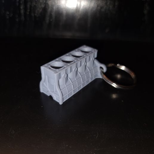 🗝️ Engine Block Inline 4 Keychain・ STL File for ・Cults