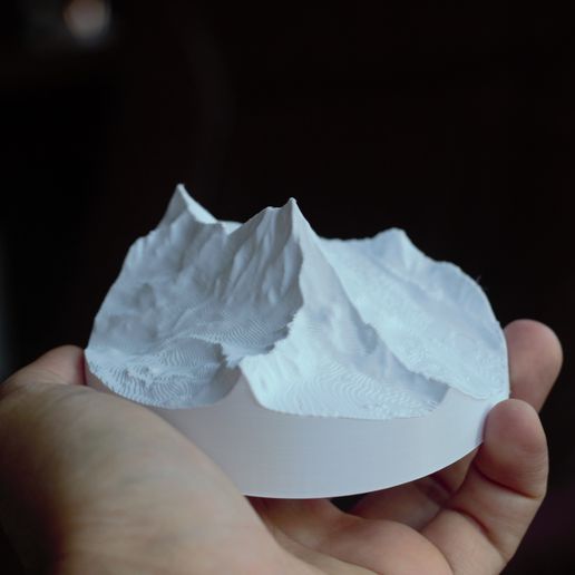 clear mucus plug 34 weeks