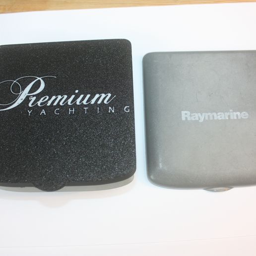 🛥️ Yacht marine instrument screen cover Raymarine st70・ STL File for ・Cults
