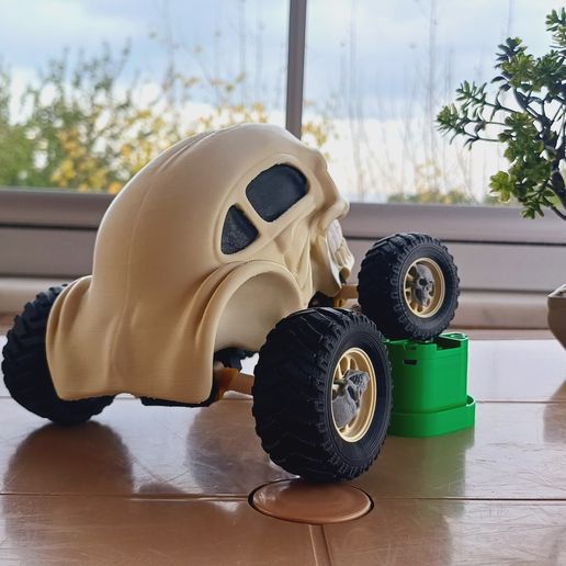 🎃 Halloween Skeleton Car – Moving Wheels & Real Suspension | Spooky 3D ...