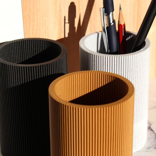 🖊️ Minimalist Modern Pen Holder, Minimal Desk Organizer, Organized Desk ...