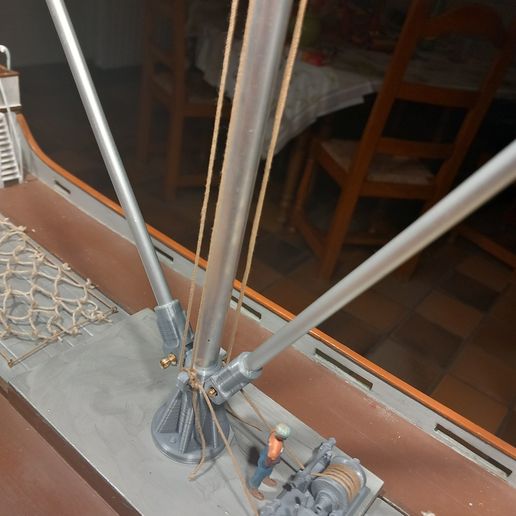 STL file cargo loading mast 🛥️ ・3D printable design to download・Cults