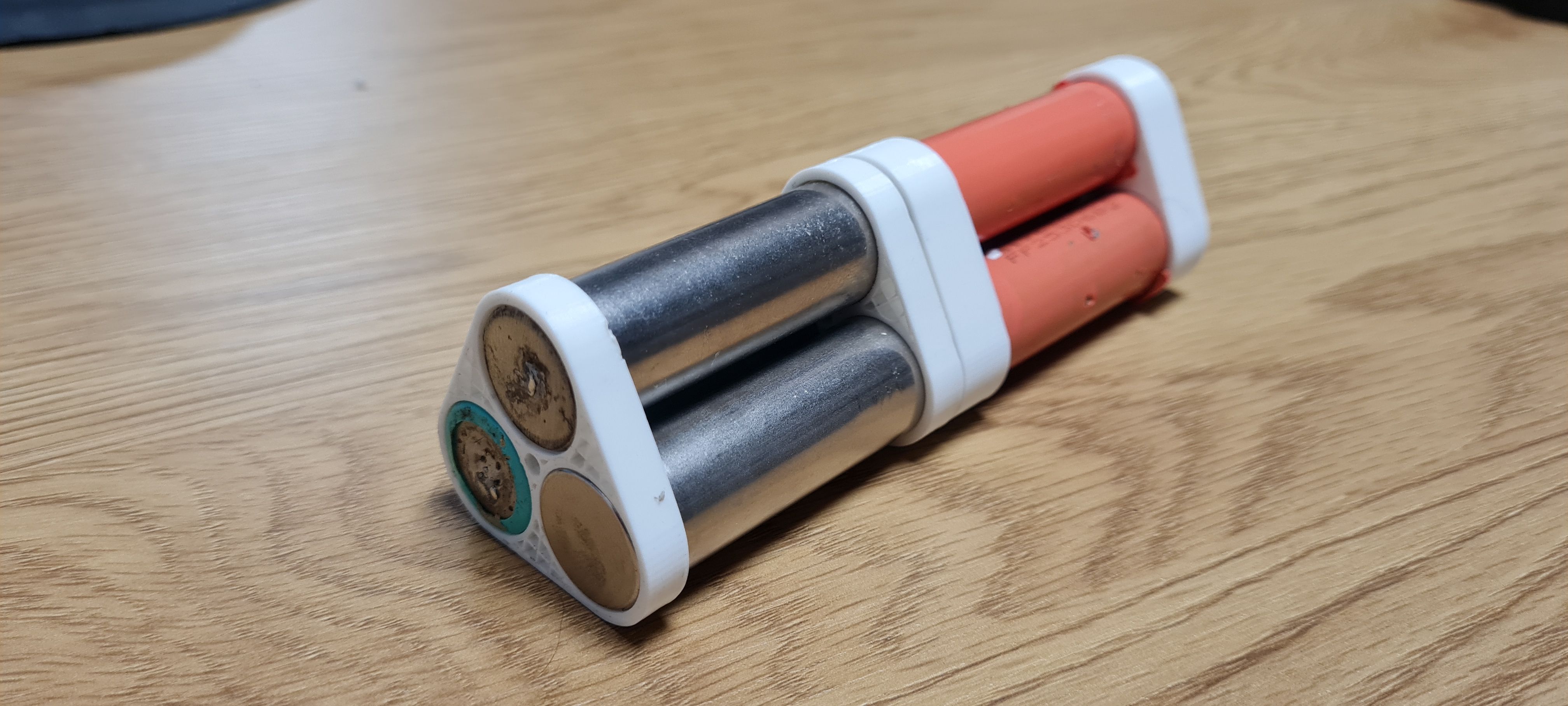 Download STL file Triangle cell holder for 18650 Lithium ion batteries • 3D printer object ・ Cults