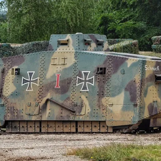STL file A7V german ww1 tank 🪖 ・3D printing model to download・Cults