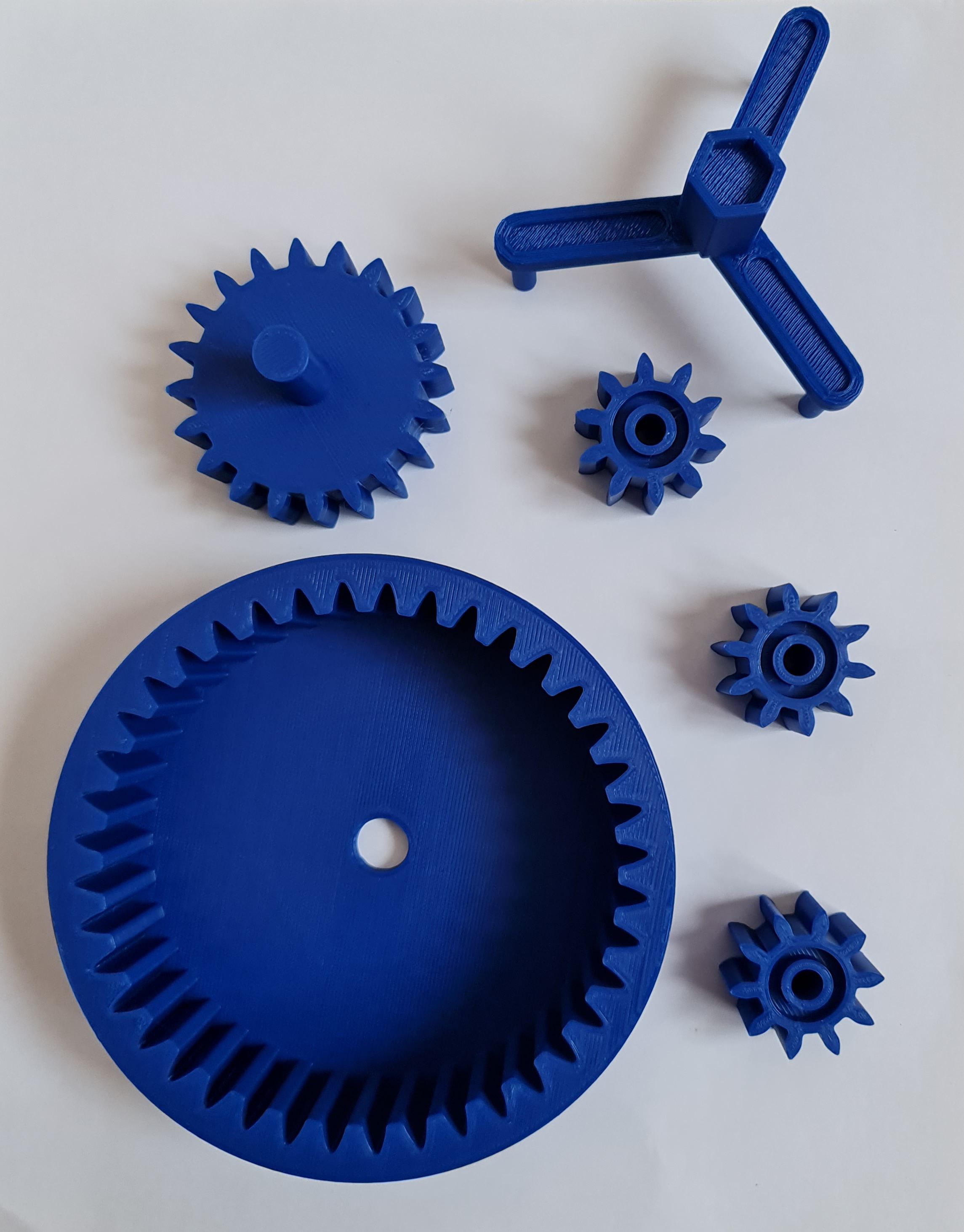 Télécharger fichier STL gratuit Train d'engrenages planétaires • Objet à imprimer en 3D ・ Cults