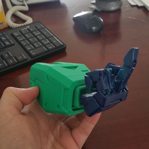🤖 Gundam Mecha Hand・ STL File for 3D printing・Cults