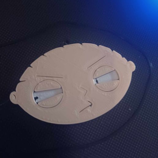 🦅 Stewie Griffin Family Guy Keychain・ STL File for ・Cults