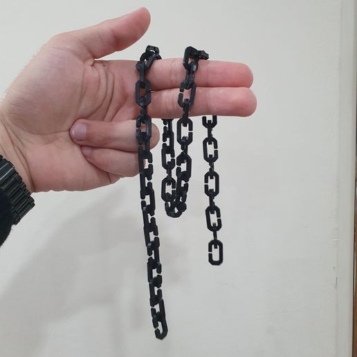 3D print Functional Chain -- Resizeable • made with Creality CR10 Smart ...