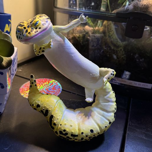 🐆 Leopard Gecko iPhone Holder・Free STL File for 3D printing・Cults